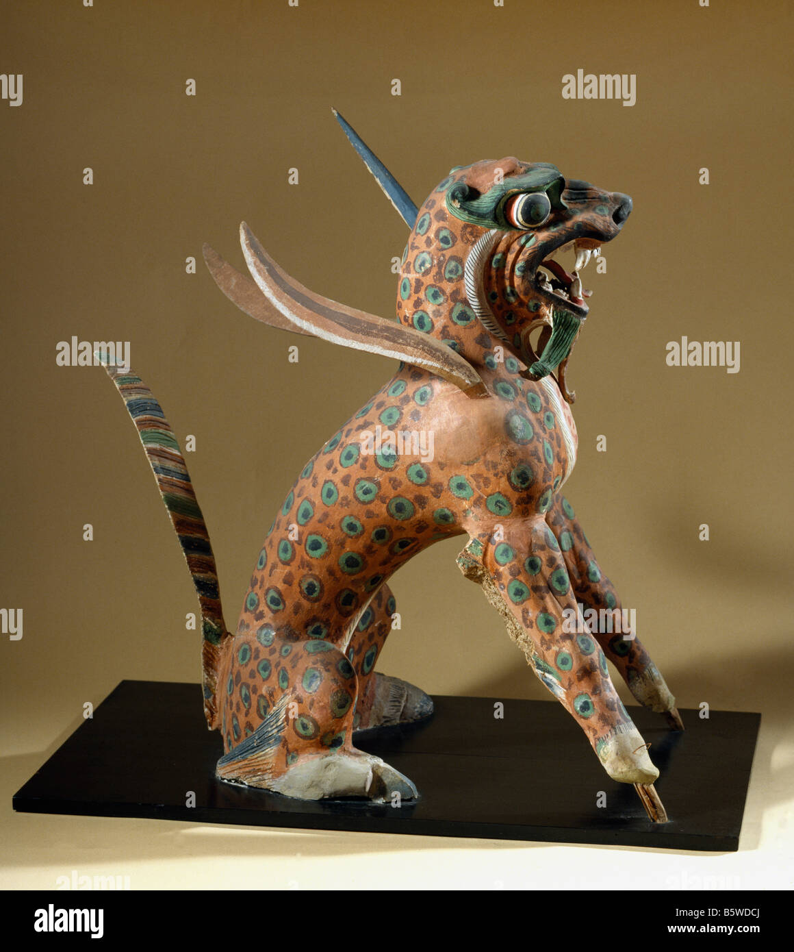 Winged griffin hi-res stock photography and images - Alamy