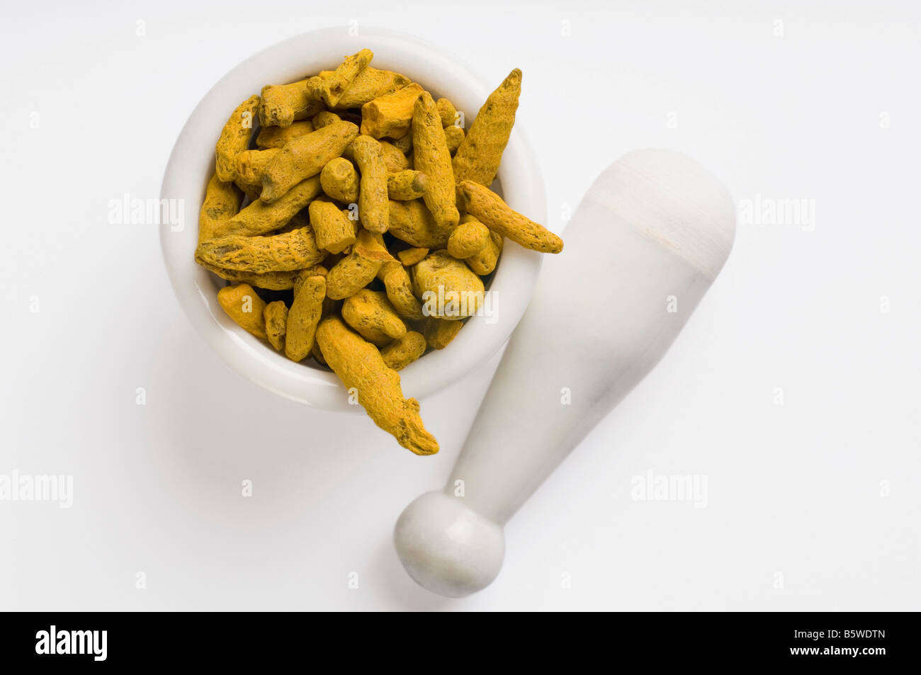 Dried turmeric roots hi-res stock photography and images - Alamy