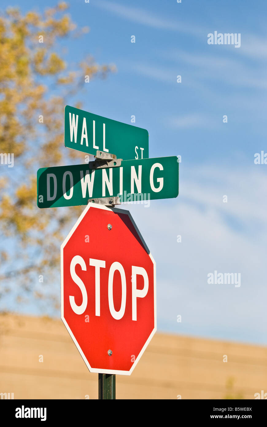 Stop signs hi-res stock photography and images - Alamy