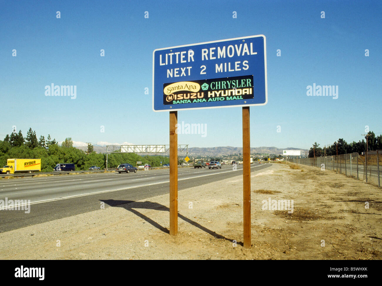 Litter carry hi-res stock photography and images - Alamy