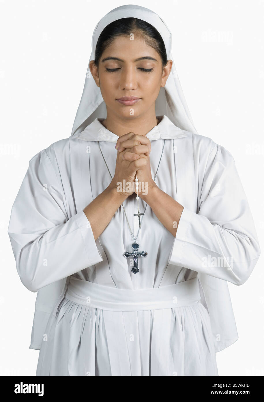 Nun in traditional habit hi-res stock photography and images - Alamy