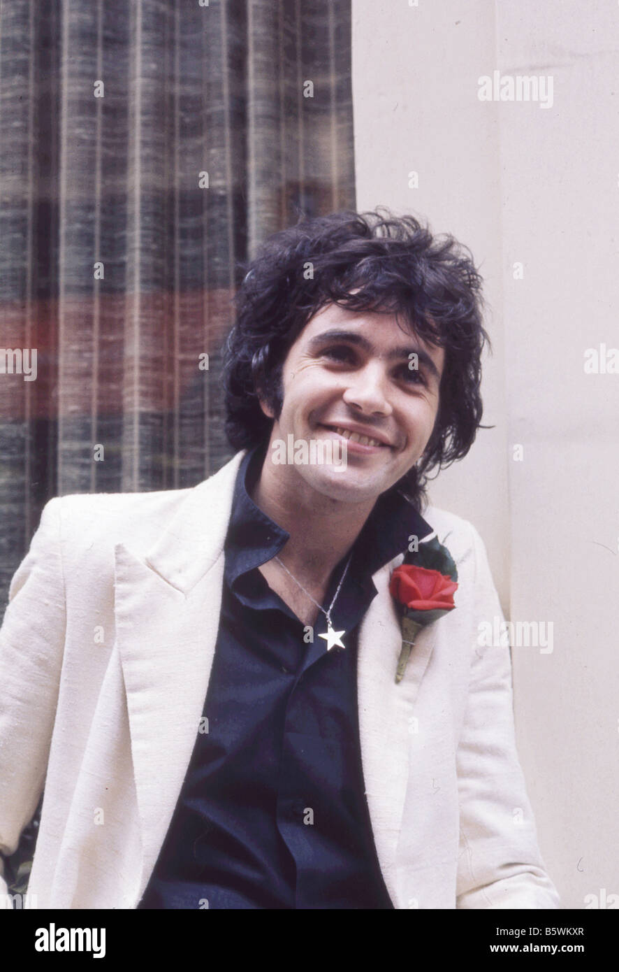 DAVID ESSEX UK pop singer about 1975 Stock Photo - Alamy