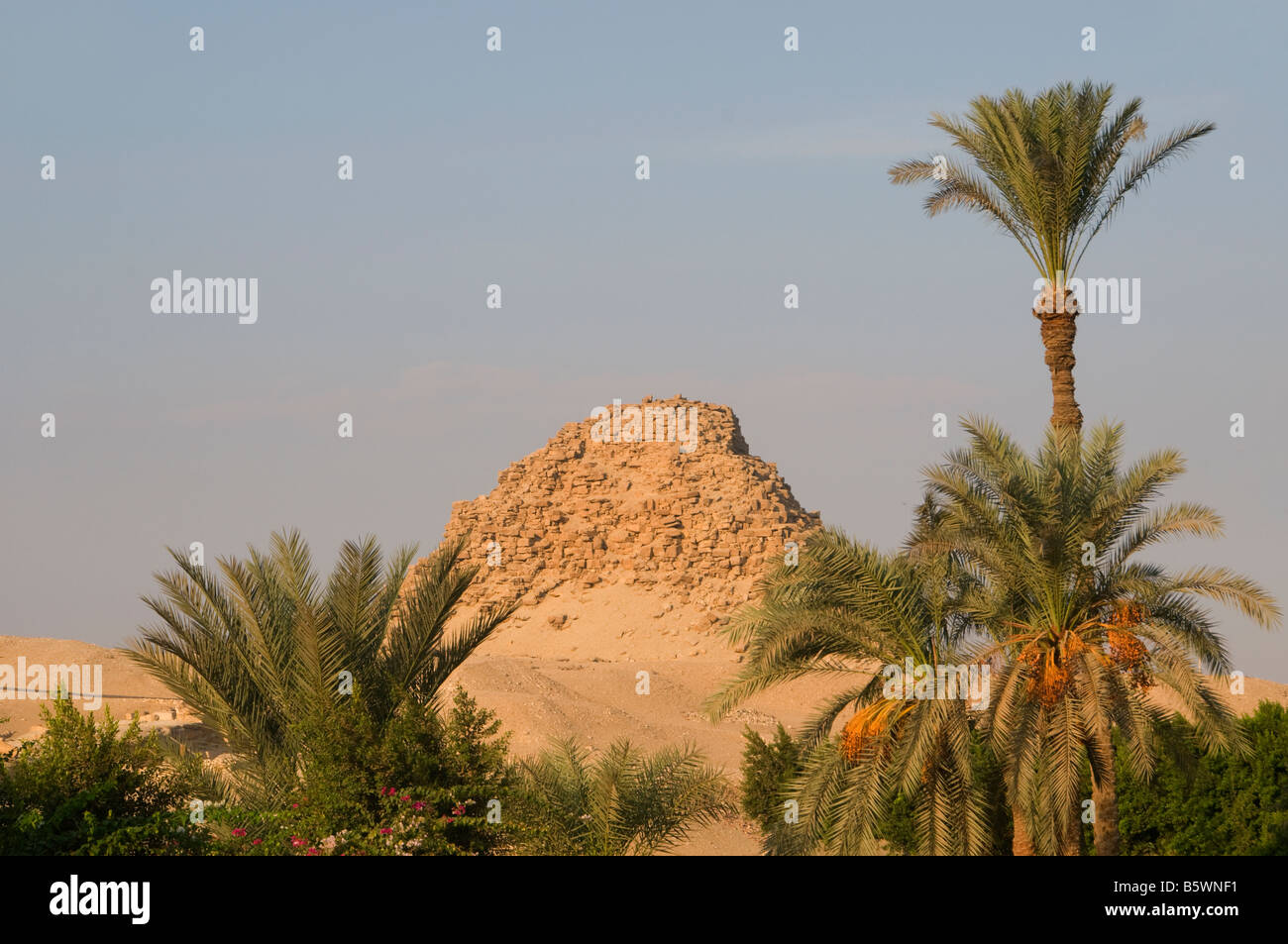 Userkaf hi-res stock photography and images - Alamy