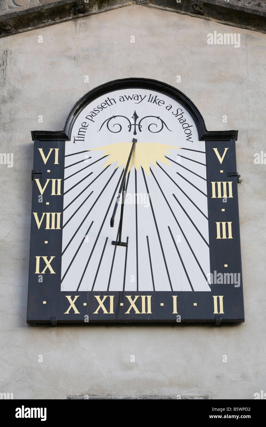Church clock with roman numerals hi-res stock photography and images ...