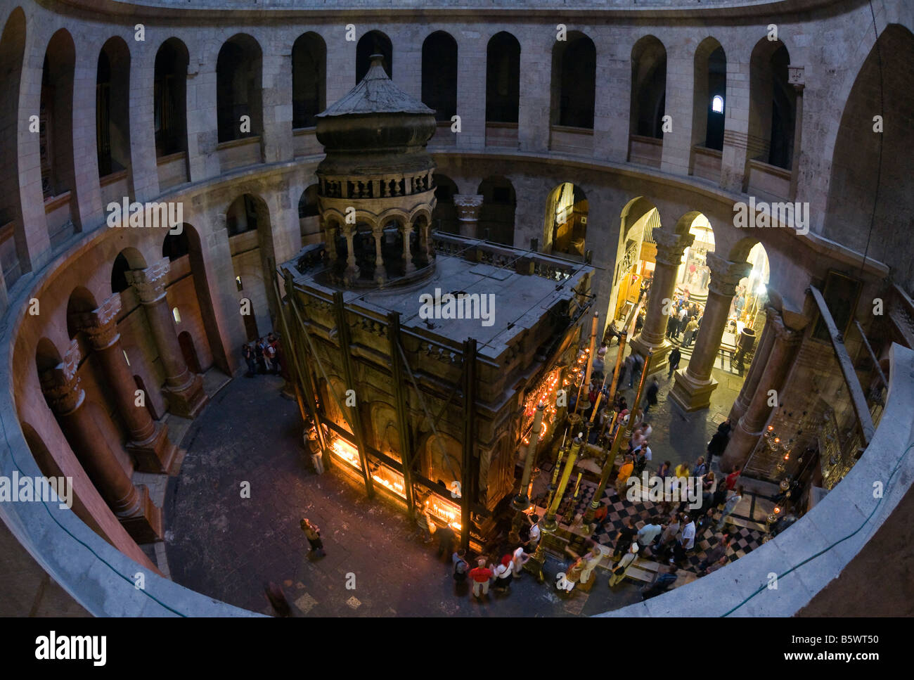 Israel Jerusalem old City Holy sepulchre View of the Sepulchre from ...