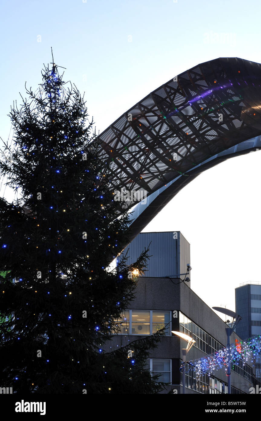 Whittle Arch and Christmas tree, Coventry, West Midlands, England, UK ...