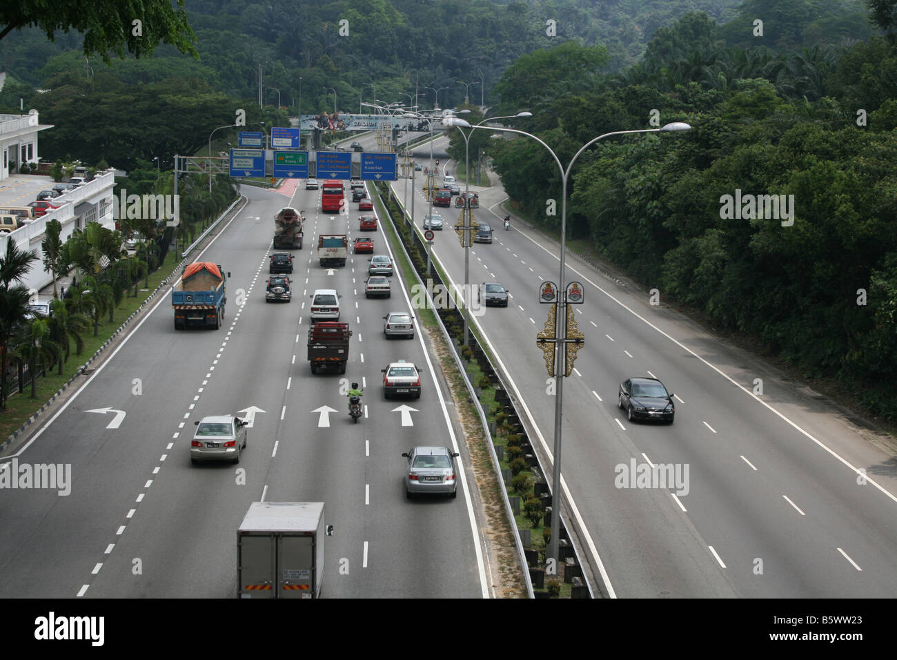 elevated view of highway in Kuala Lumpur Malaysia April 2008 Stock ...