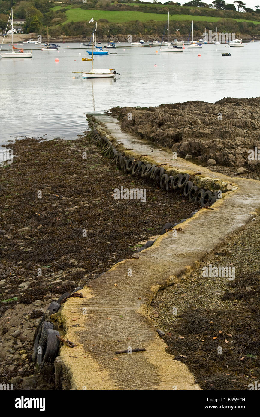 Helford estuary cornwall hi-res stock photography and images - Alamy