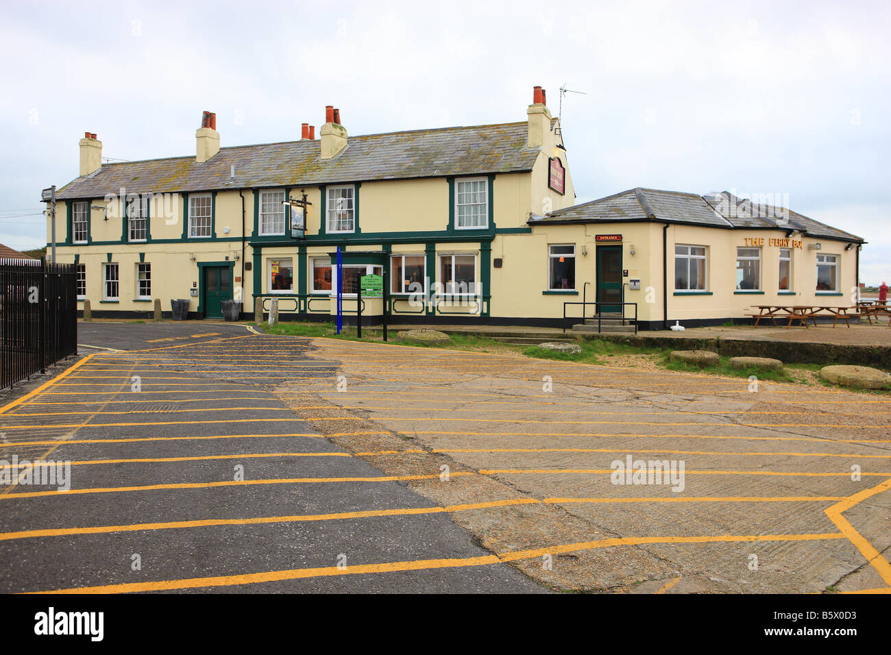 The Ferry Boat Inn on Hayling Island Stock Photo - Alamy