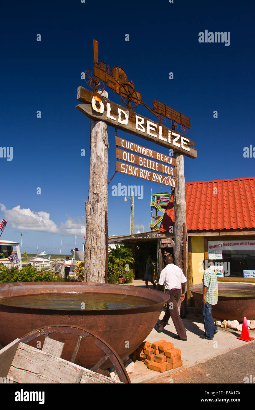 Amusement park attraction belize hi-res stock photography and images ...
