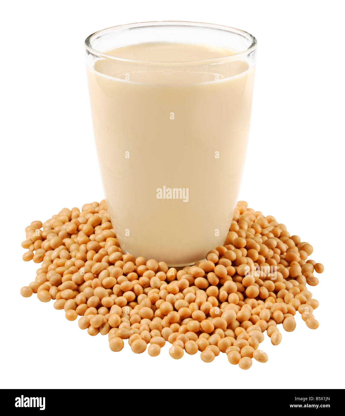 GLASS OF SOYA MILK WITH SOYA BEANS Stock Photo - Alamy