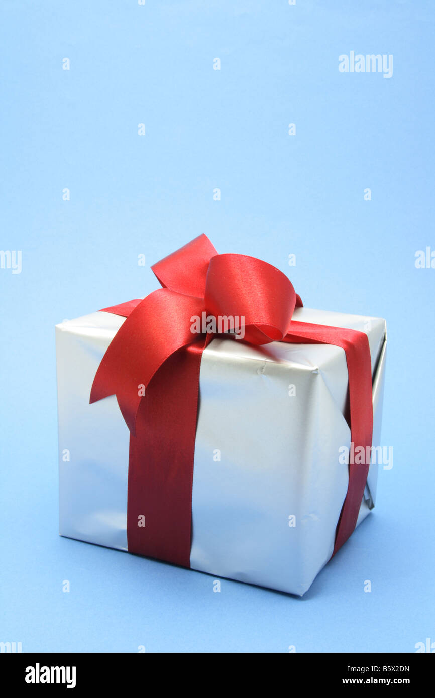Present packages hi-res stock photography and images - Alamy