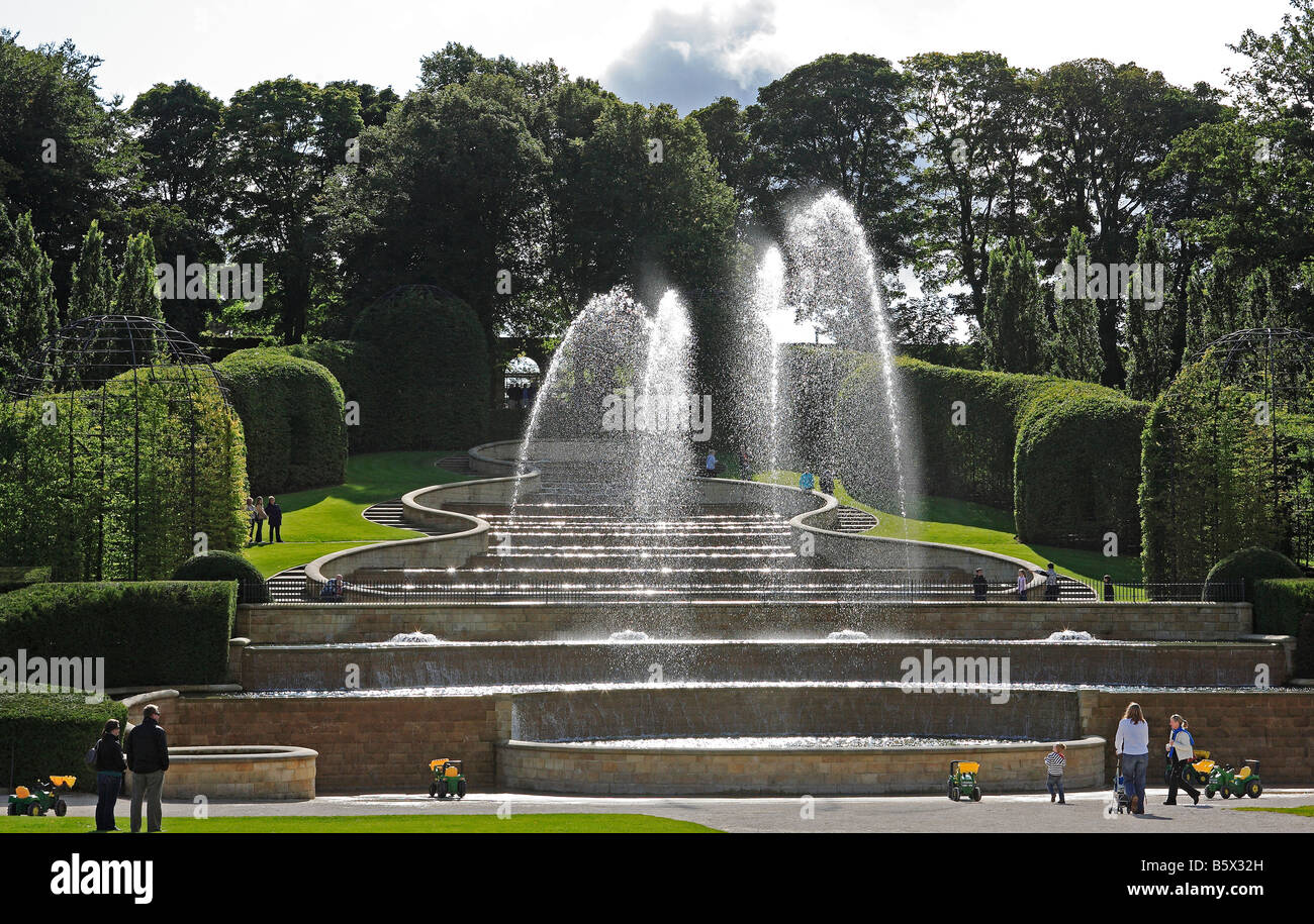 Gardens of uk hi-res stock photography and images - Alamy