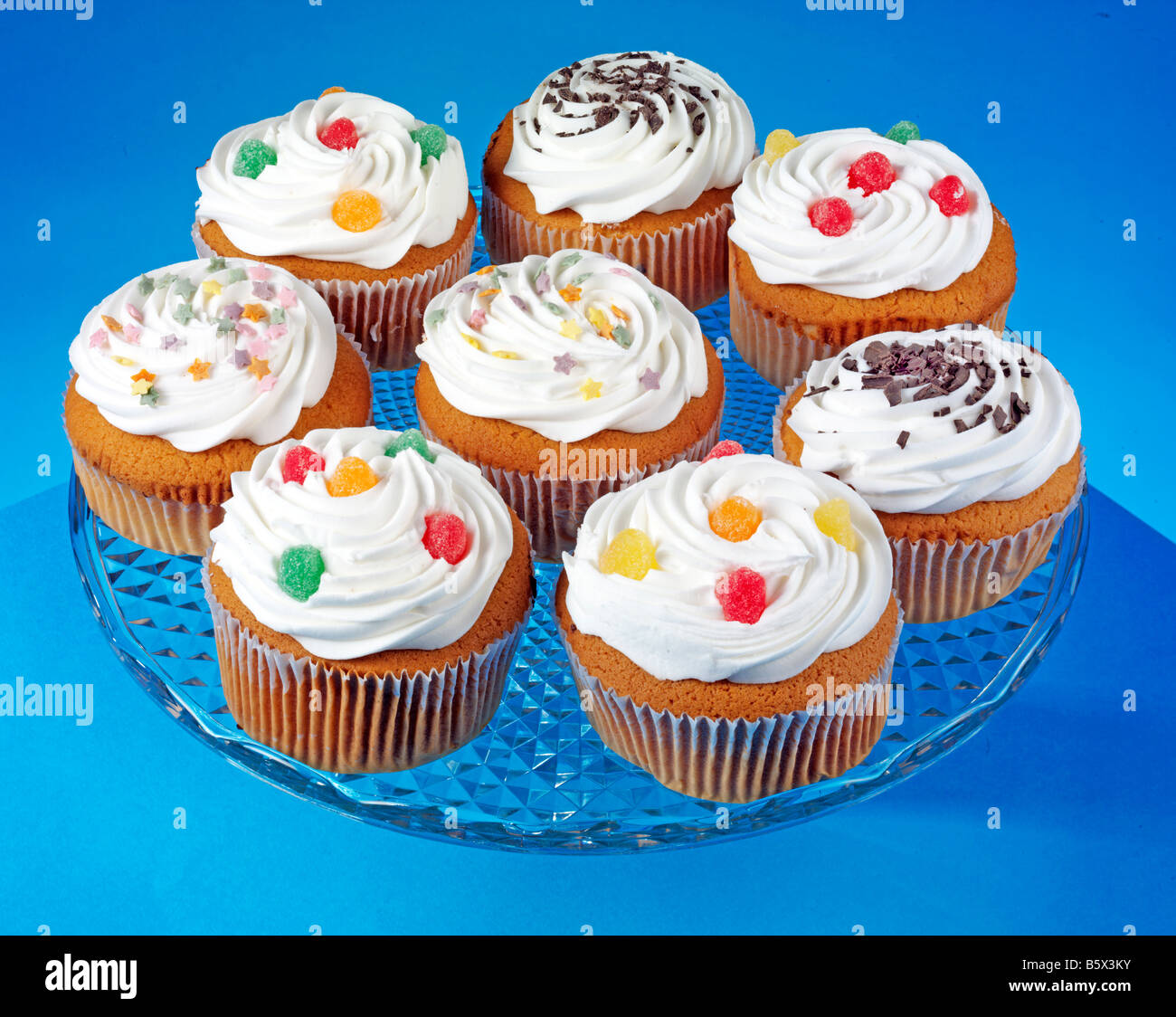 Iced muffins hi-res stock photography and images - Alamy