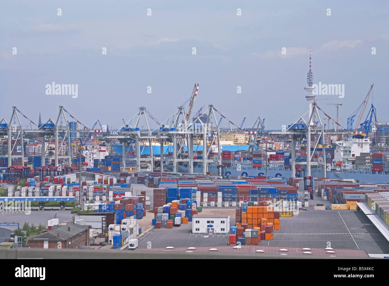 Harbor Hamburg - Container Terminal Tollerort Stock Photo - Alamy