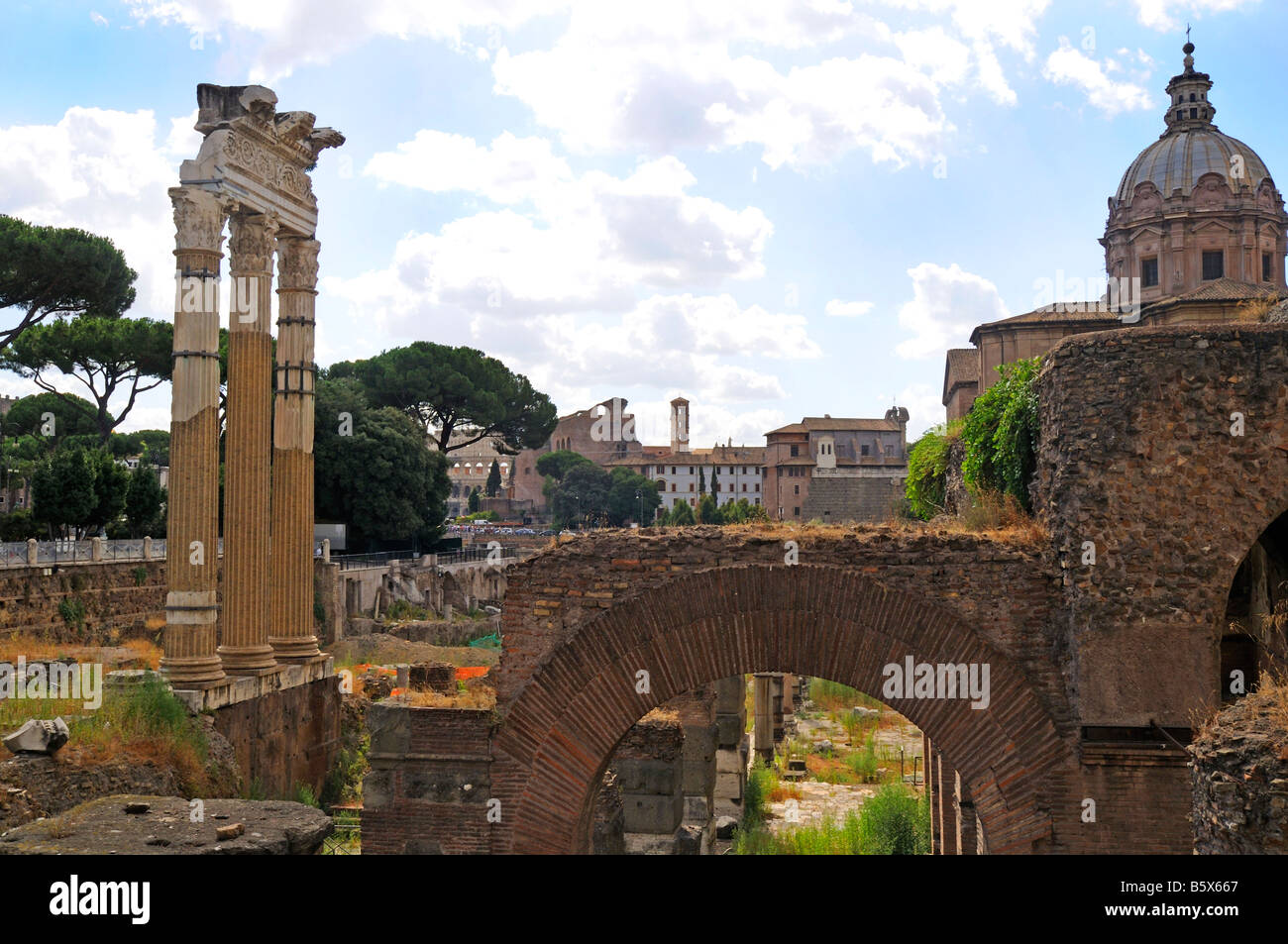 The Roman Forum with the Temple of Castor and Pollux, Rome Italy Stock Photo - Alamy