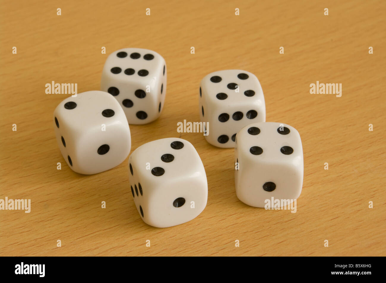 Five dice hi-res stock photography and images - Alamy