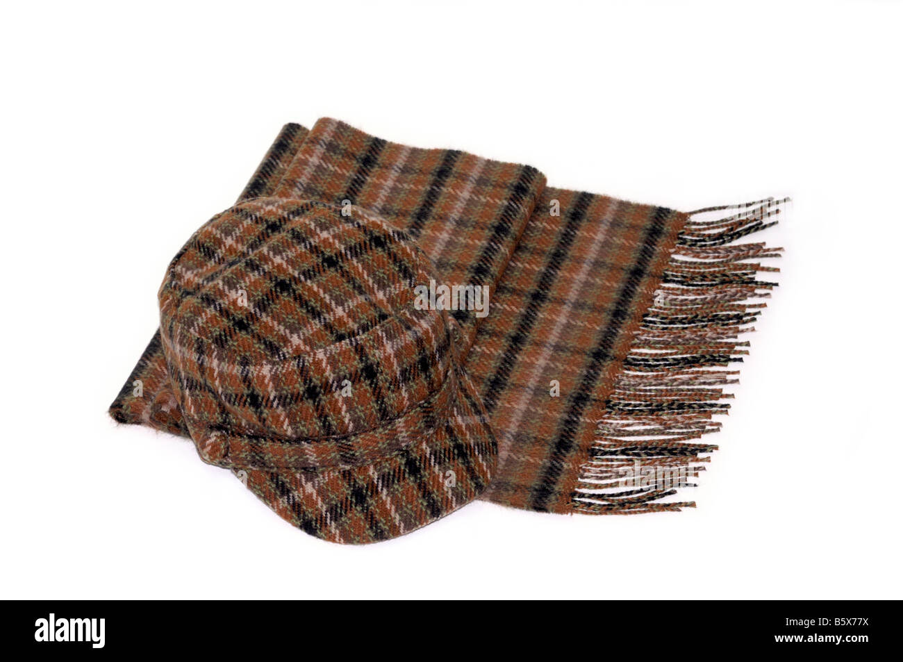 Hat and scarf hi-res stock photography and images - Alamy