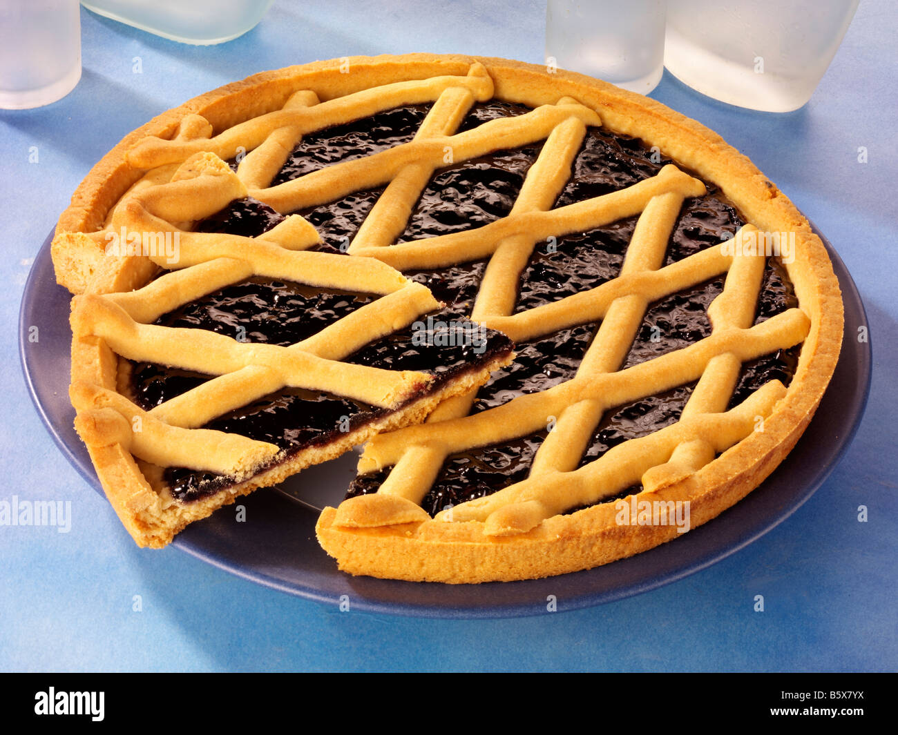 BLUEBERRY LATTICE PASTRY PIE OR TART Stock Photo - Alamy