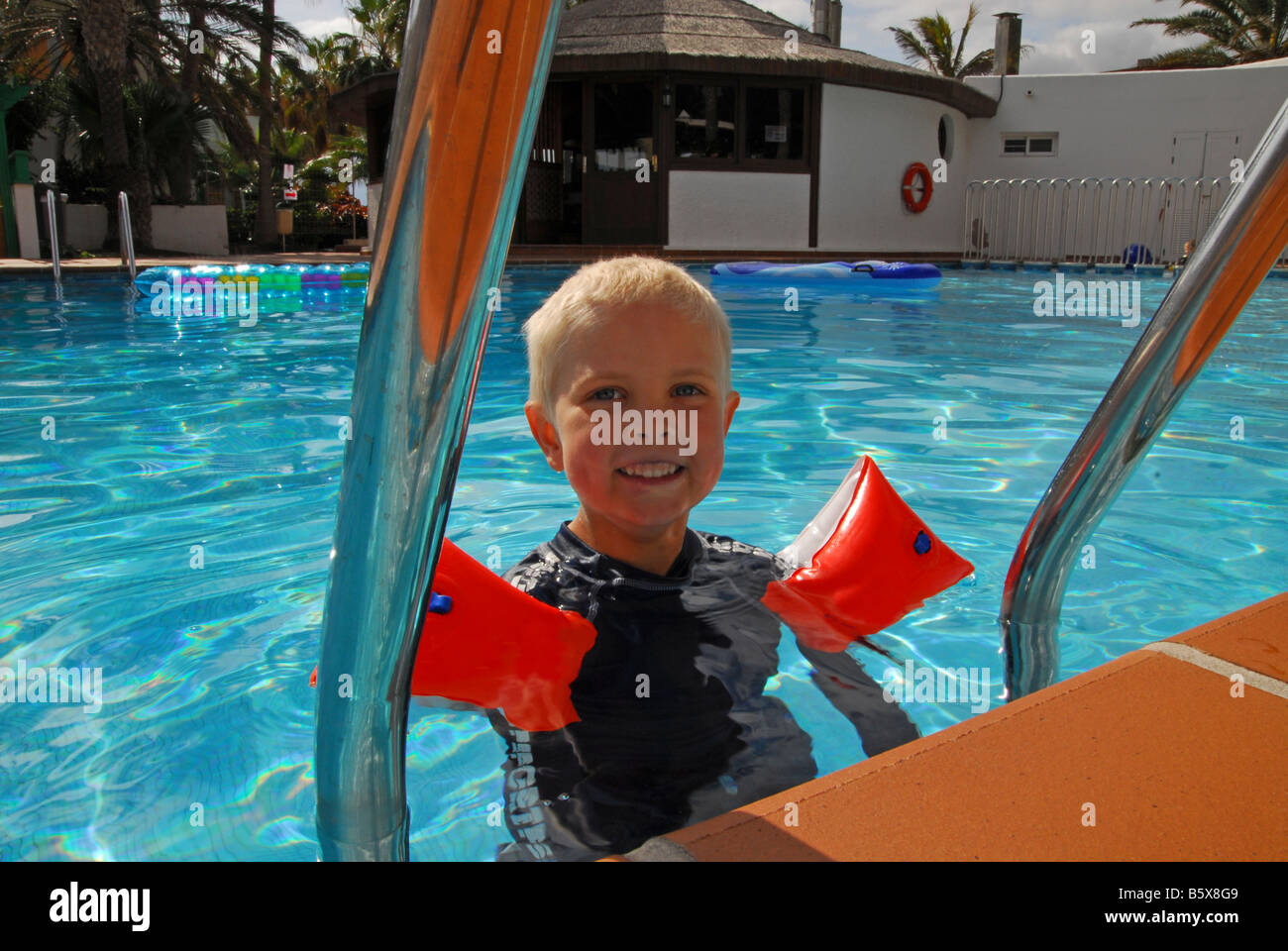 Learner swimming pool hi-res stock photography and images - Alamy