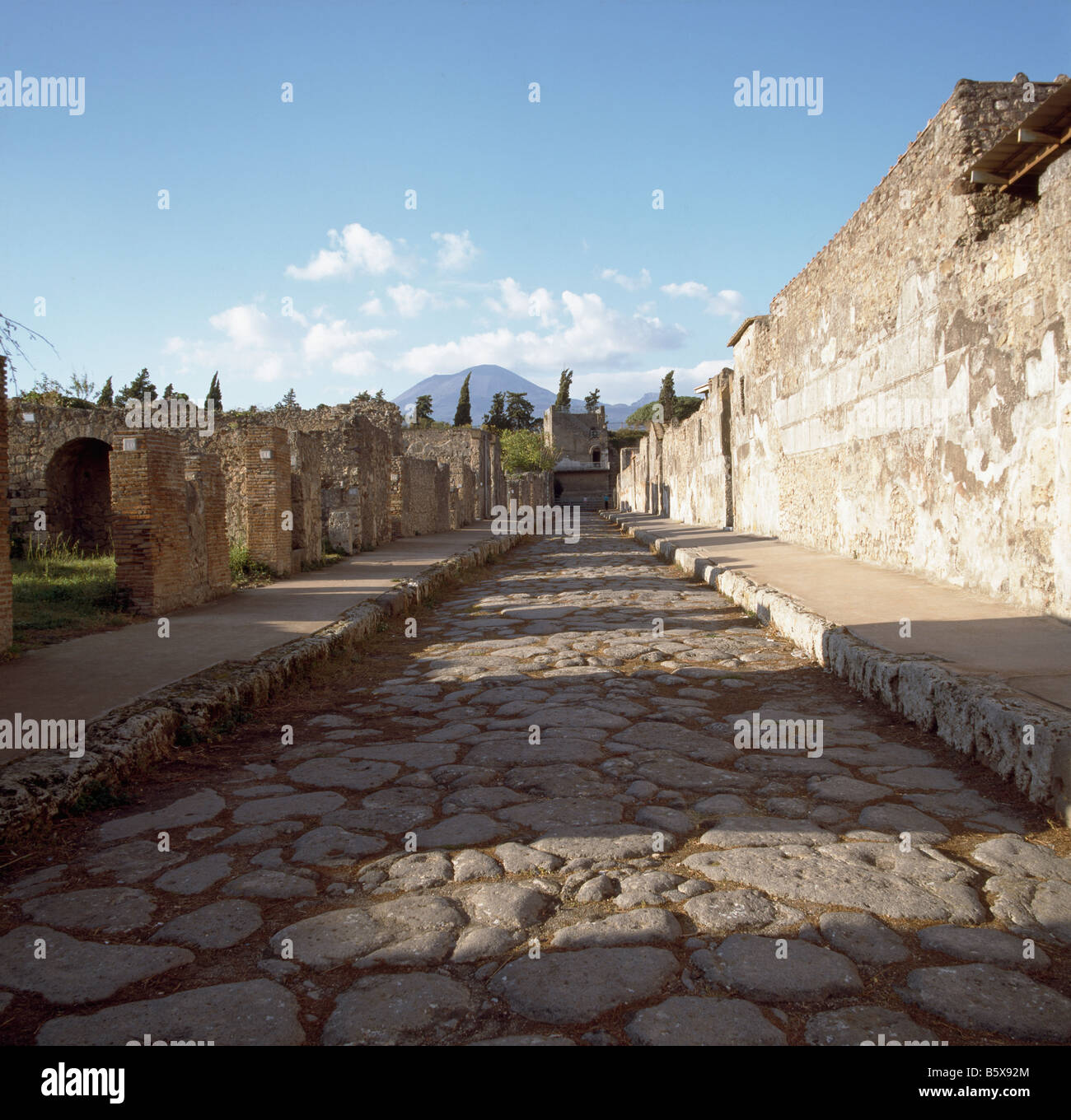 Mercurio hi-res stock photography and images - Alamy