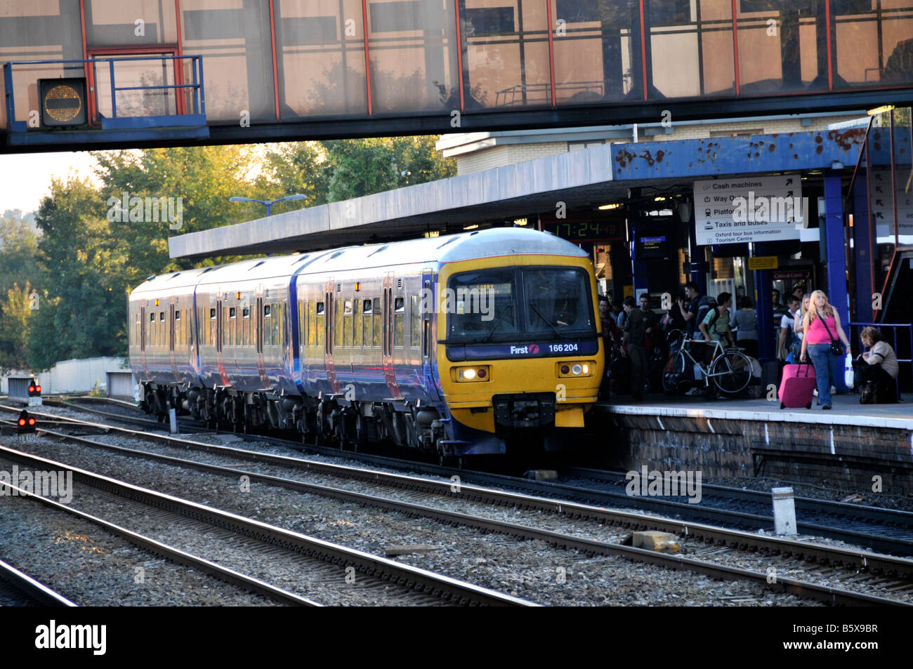 People boarding train hi-res stock photography and images - Alamy