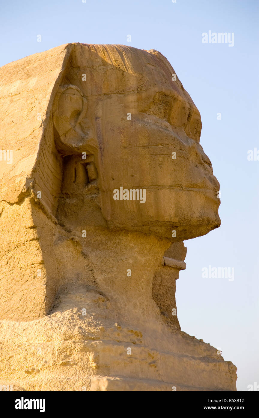 Great egyptian sphinx face head hi-res stock photography and images - Alamy