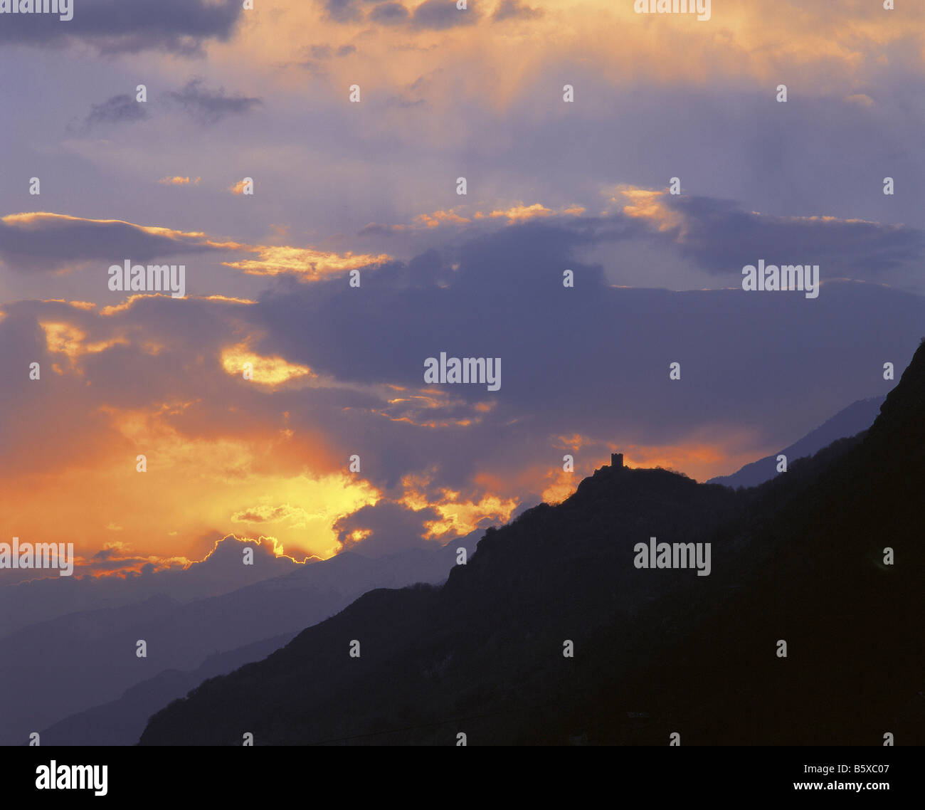 Cly castle hi-res stock photography and images - Alamy