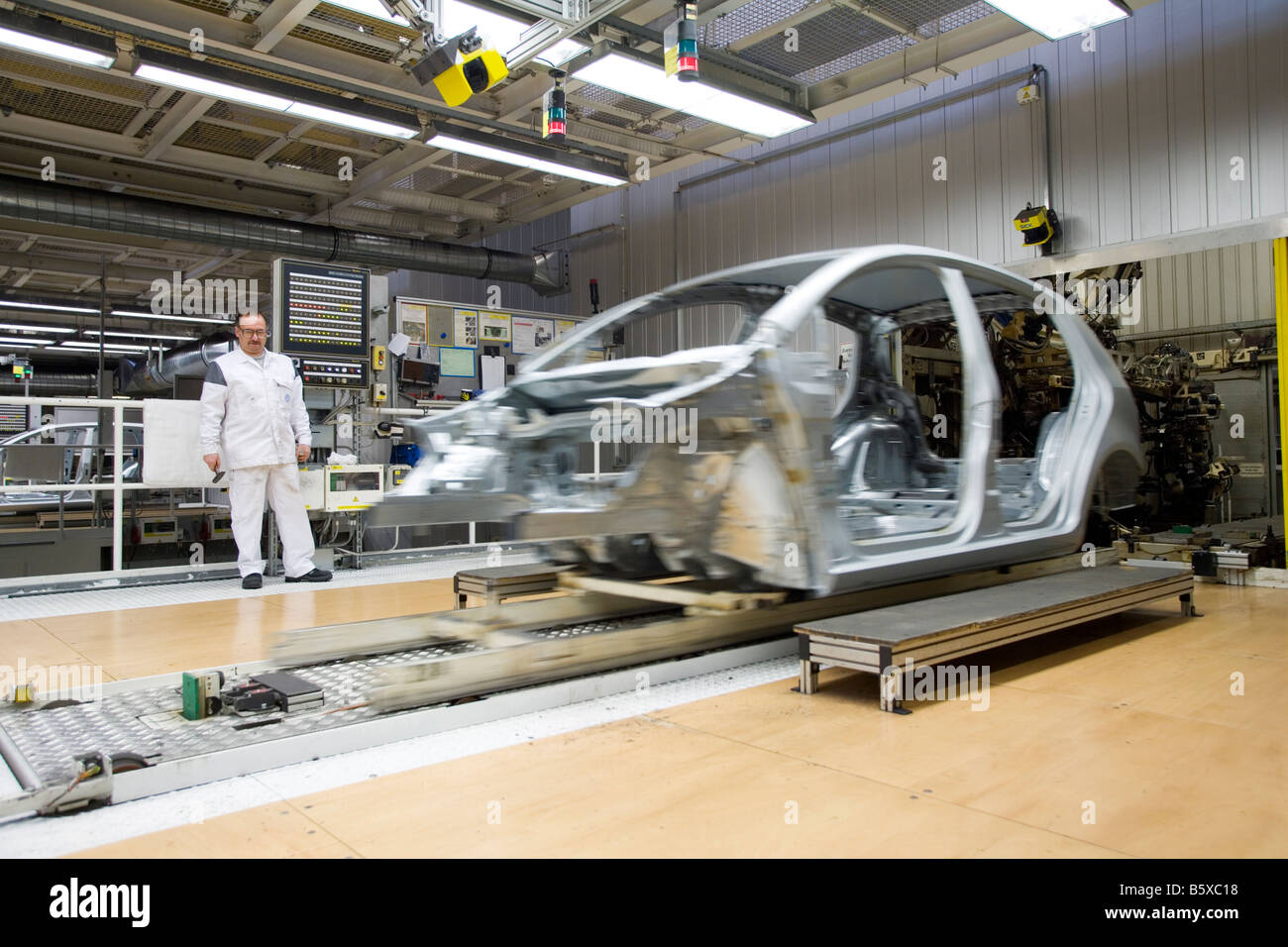 German car production hi-res stock photography and images - Alamy