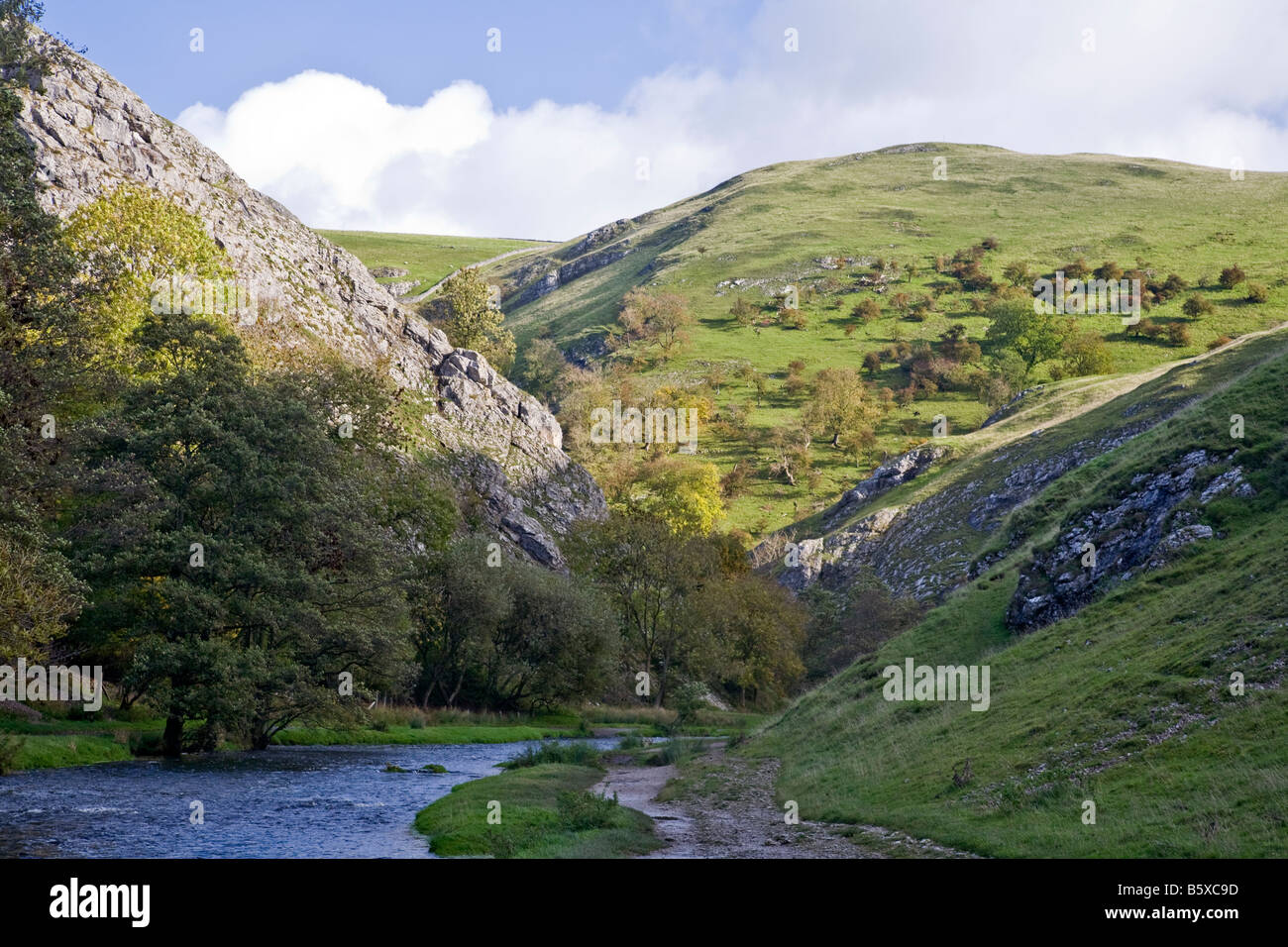 River Dove in the beautiful Dovedale Valley Stock Photo - Alamy