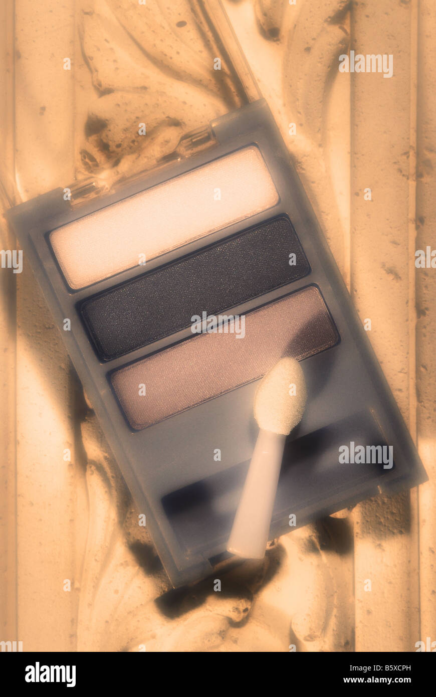 Eyecolor hi-res stock photography and images - Alamy