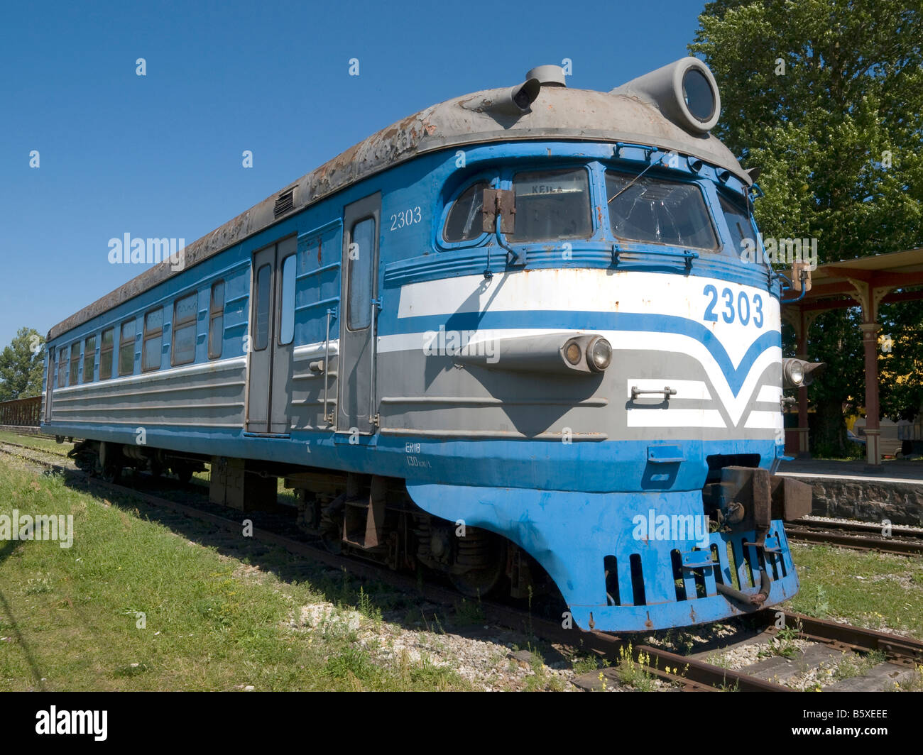 Abandoned Old Russian Trains Exploring Rusty Soviet Railway Museum 2018 ...