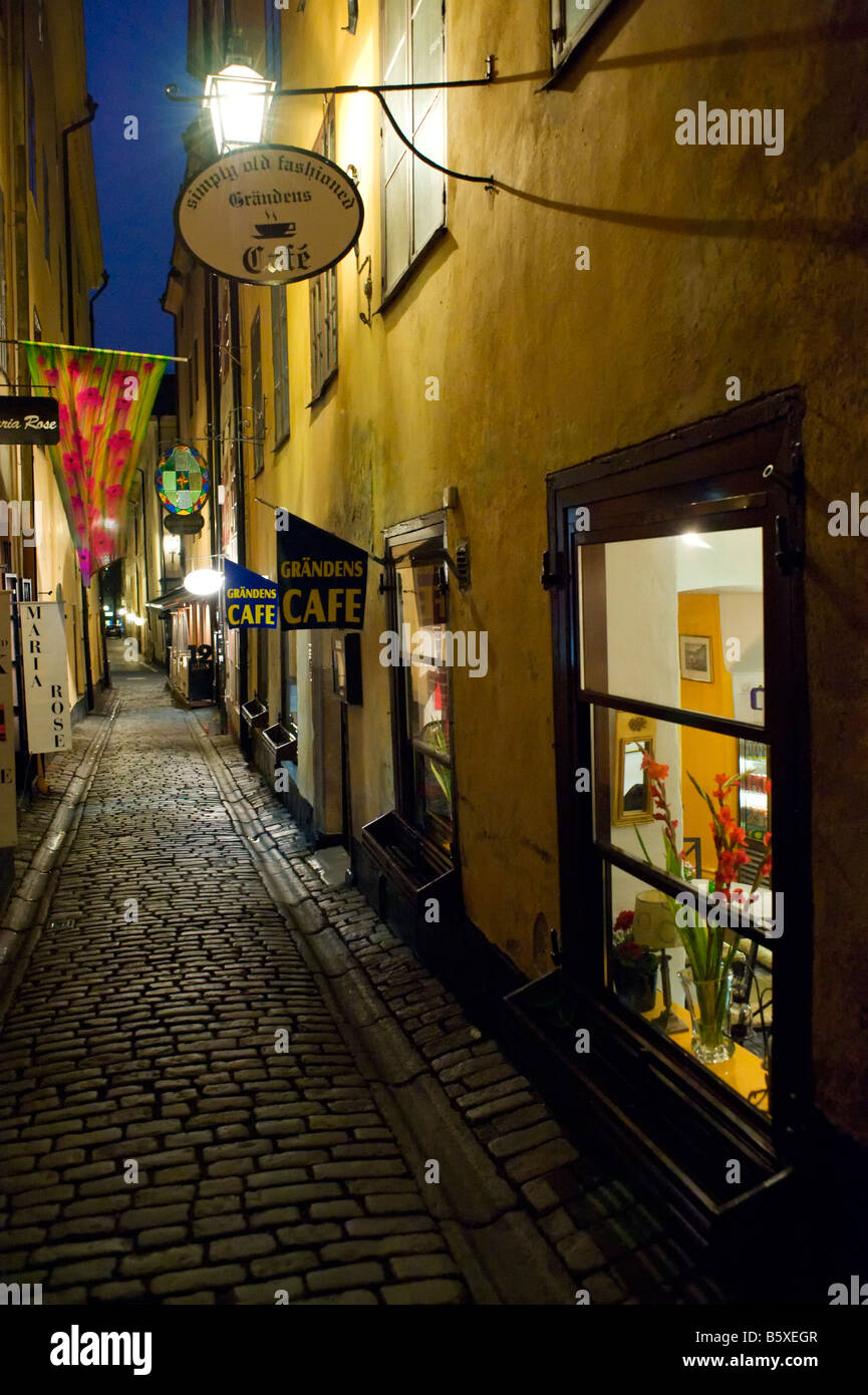 Streets in gamla stan hi-res stock photography and images - Alamy