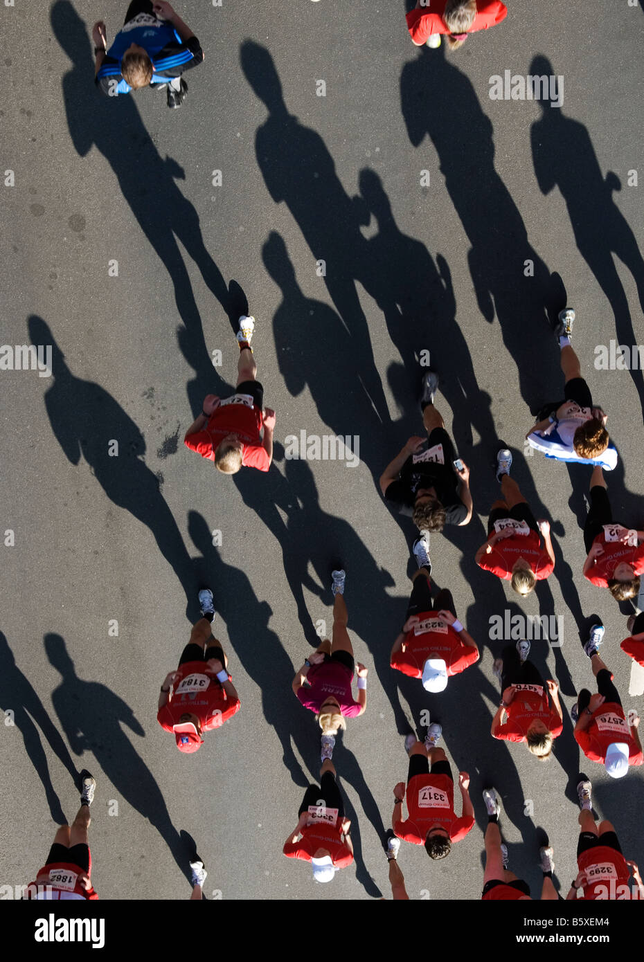 Marathon Runners seen from above Stock Photo - Alamy
