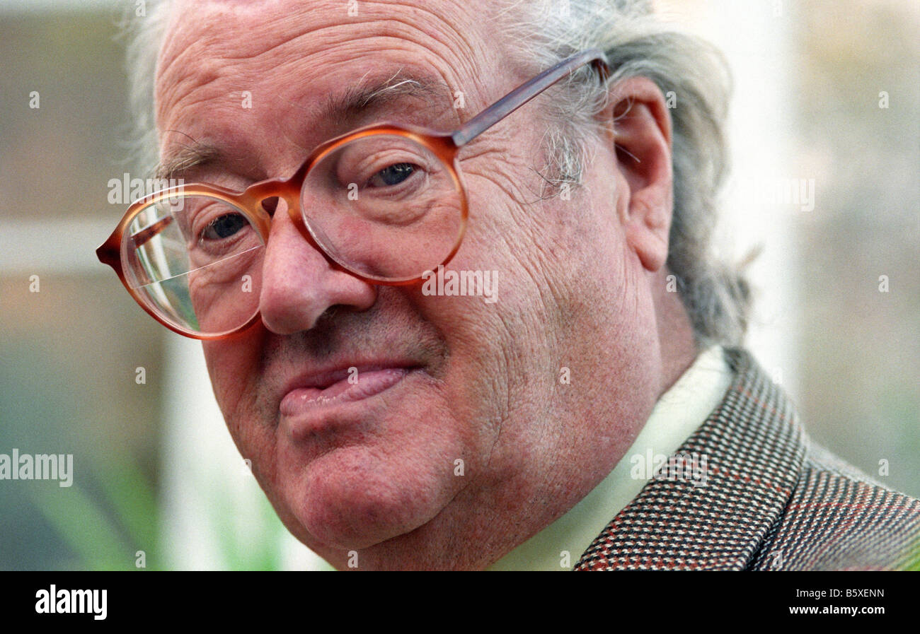 John mortimer rumpole hi-res stock photography and images - Alamy