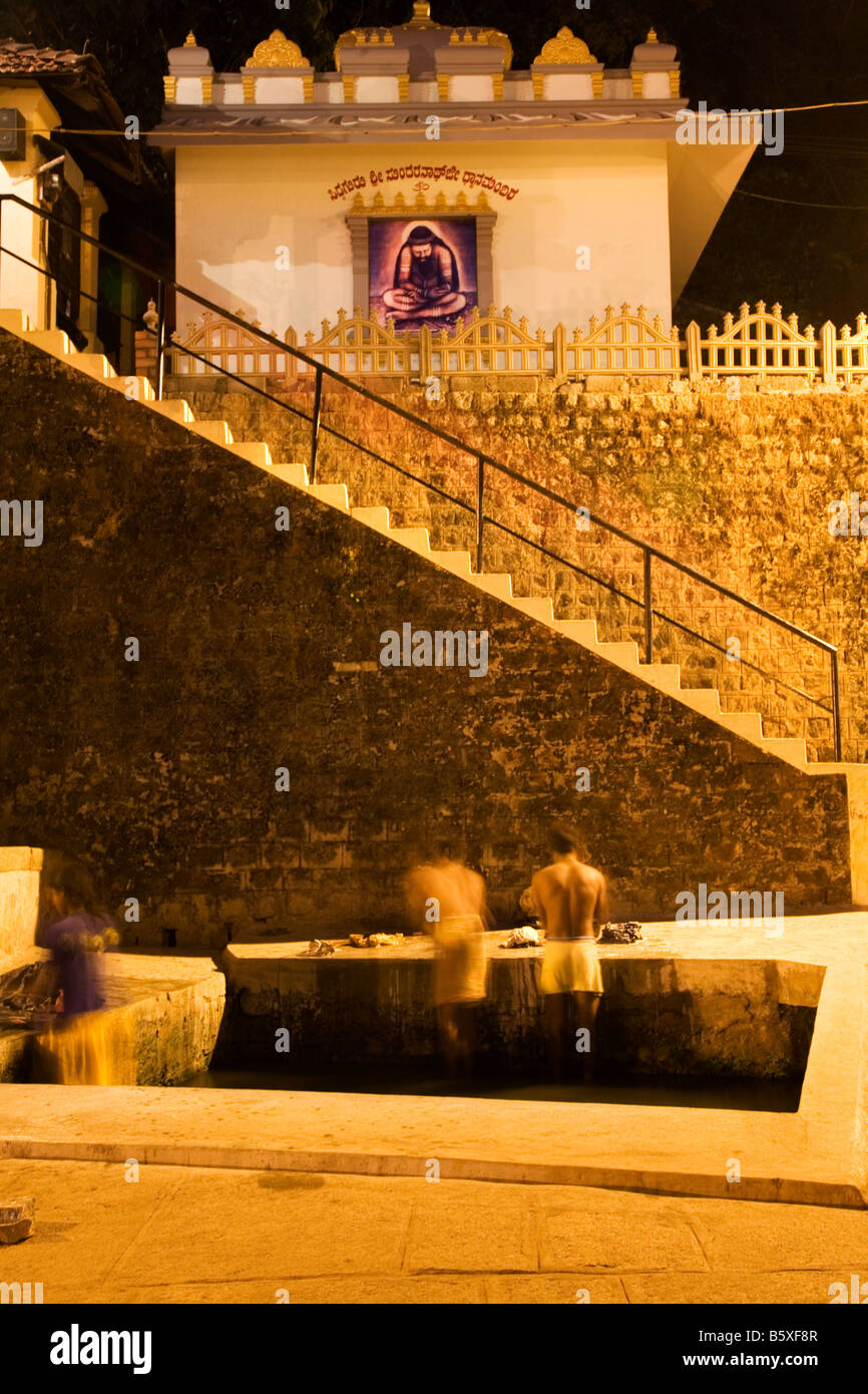 Mangalore hindus hi-res stock photography and images - Alamy