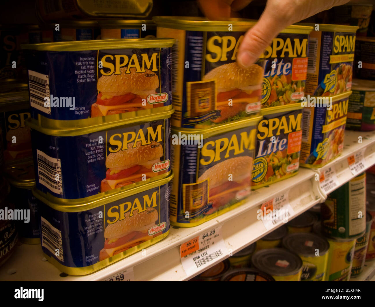 Spam cans hi-res stock photography and images - Alamy