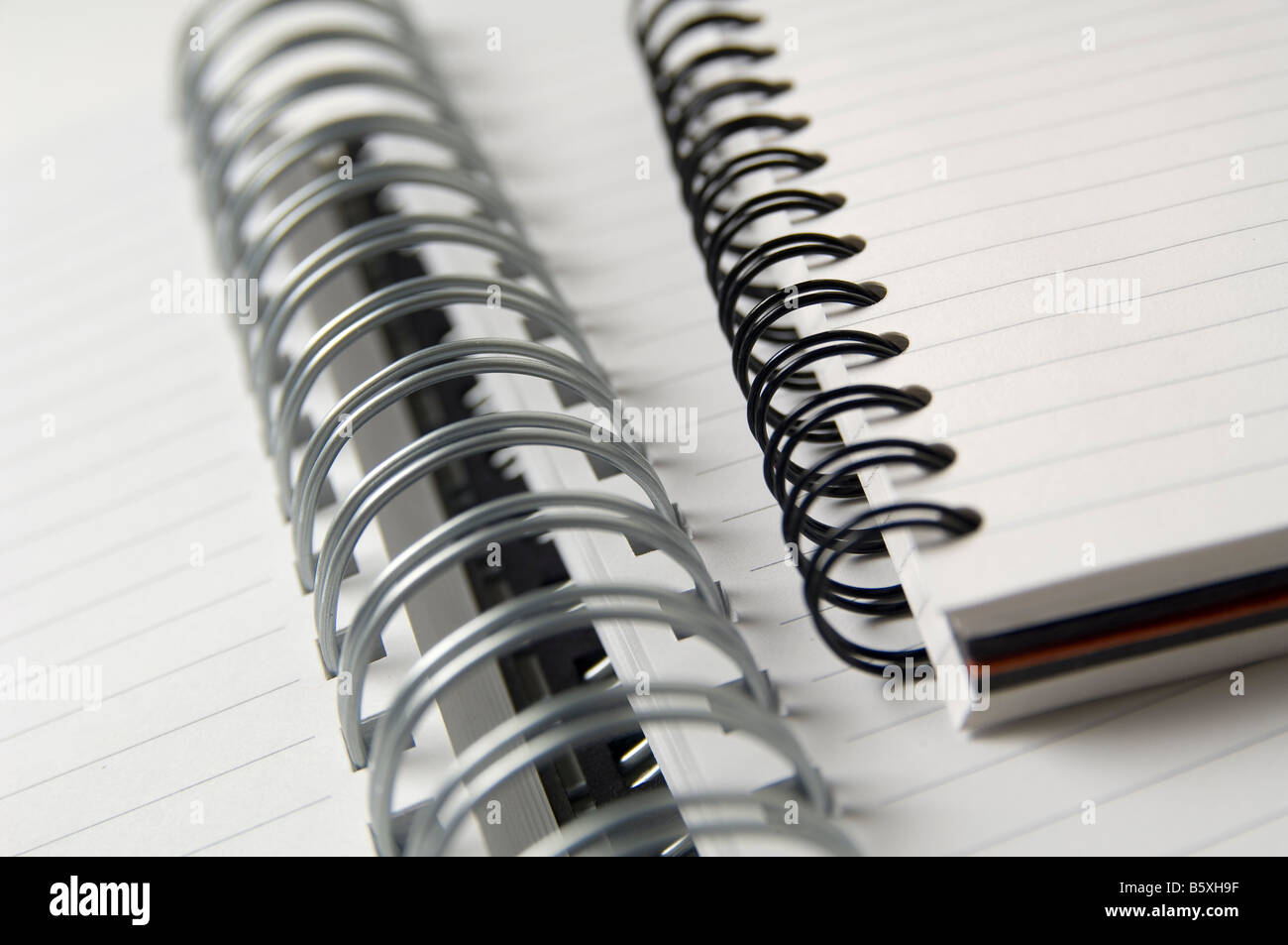 Blank coiled note pads Stock Photo - Alamy