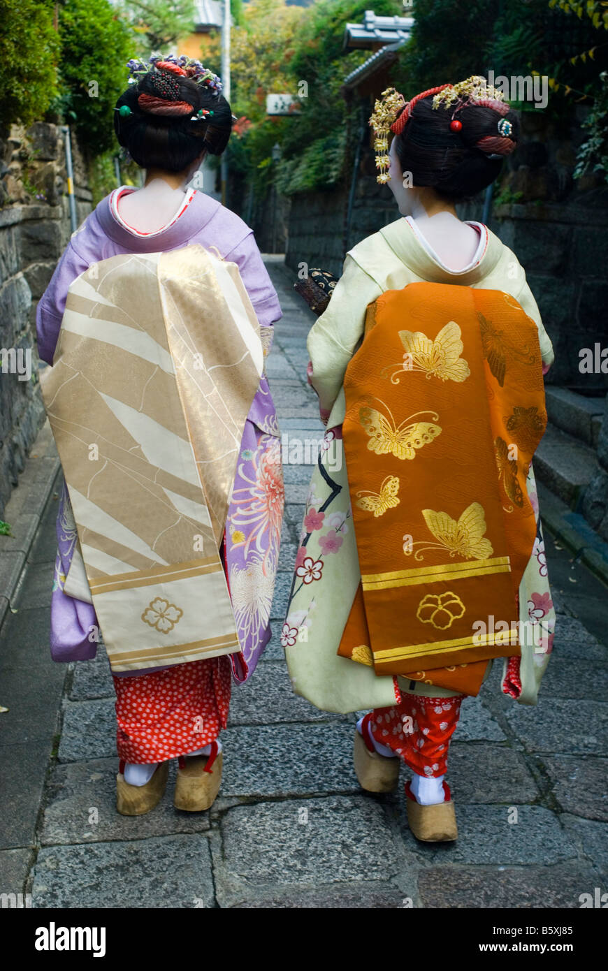 Maiko apprentice of Geisha dressed in Kimono KYOTO Japan Stock Photo ...