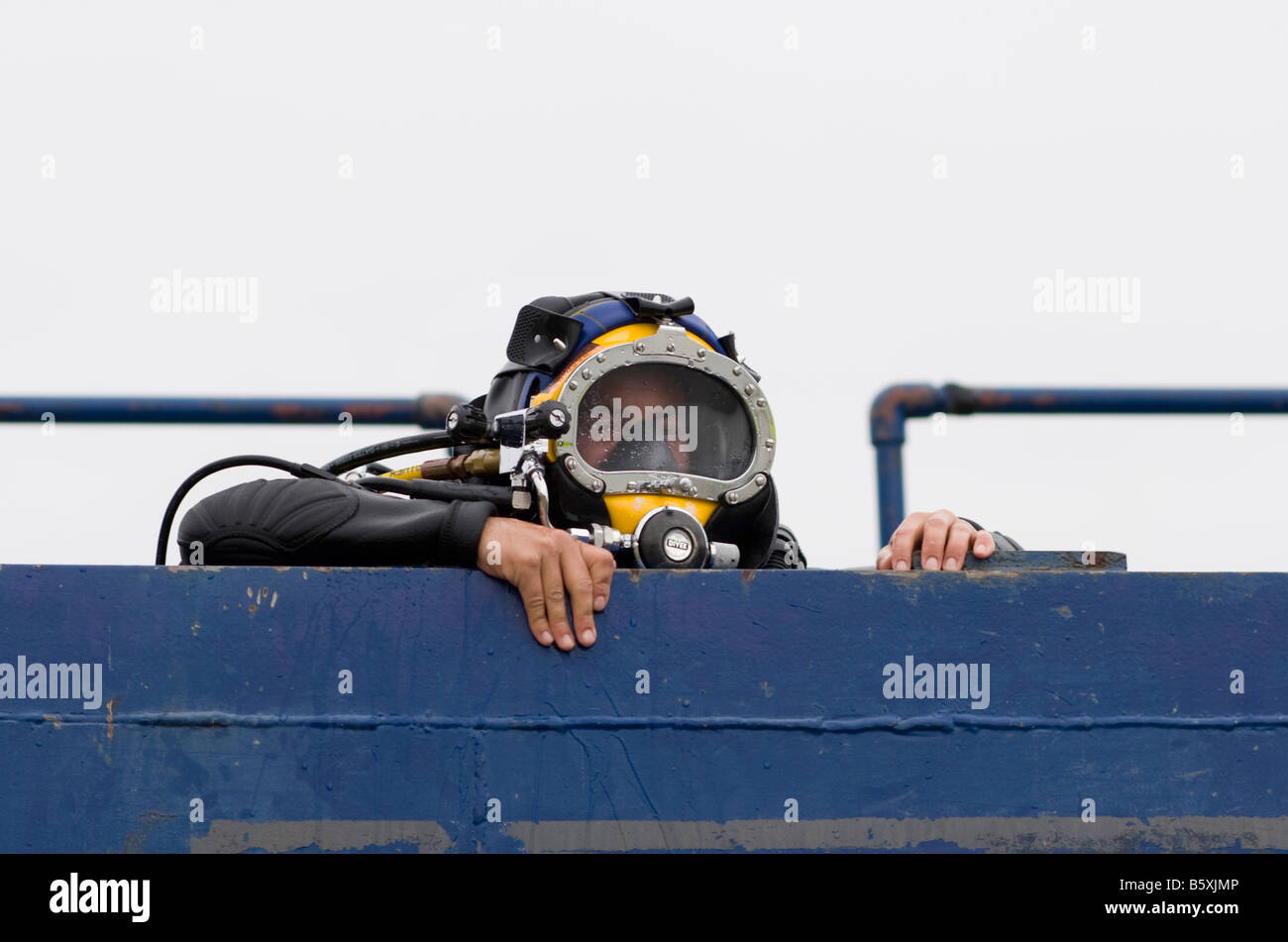 Royal navy diver hi-res stock photography and images - Alamy
