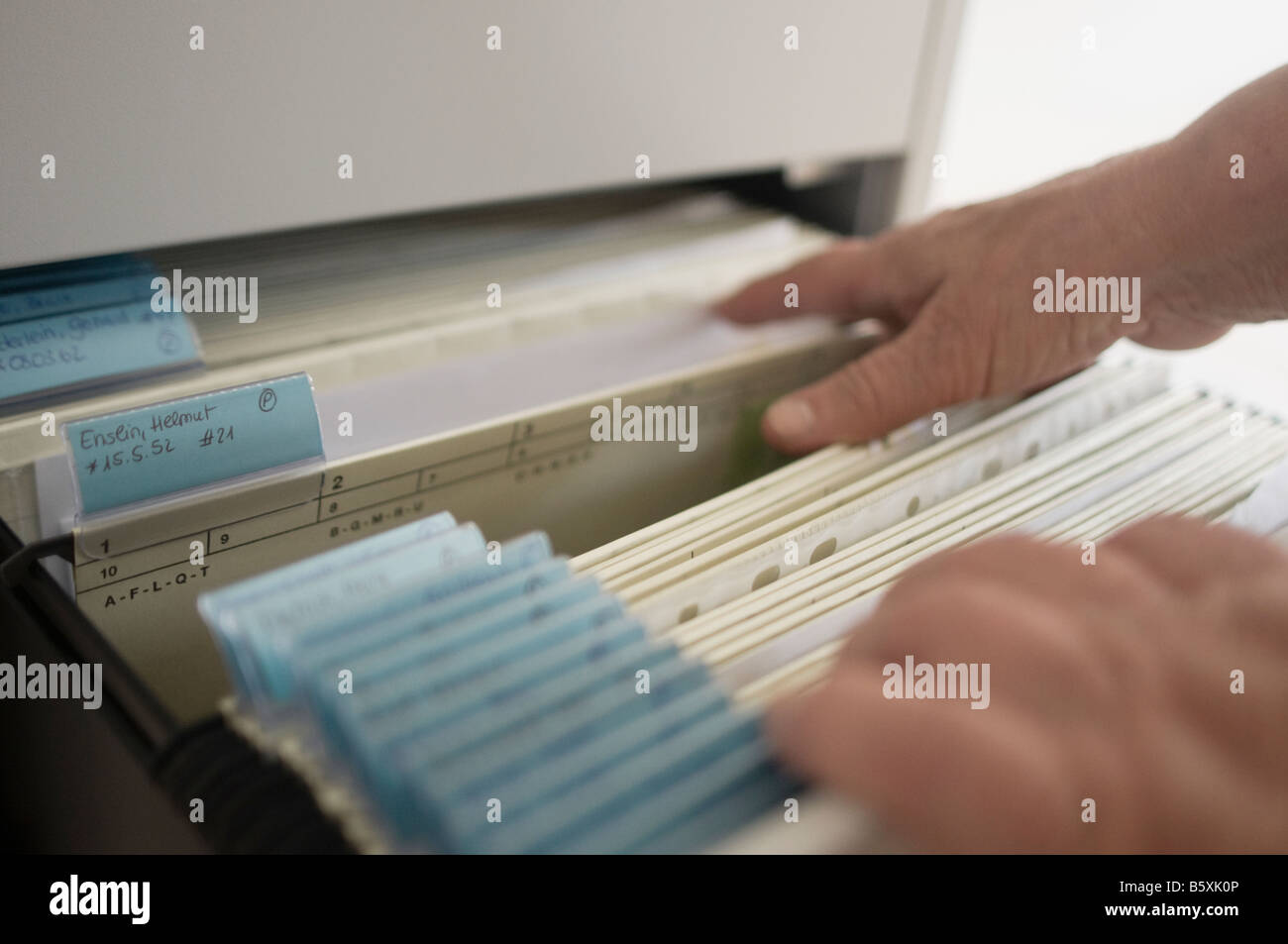 Nhs patients hi-res stock photography and images - Alamy