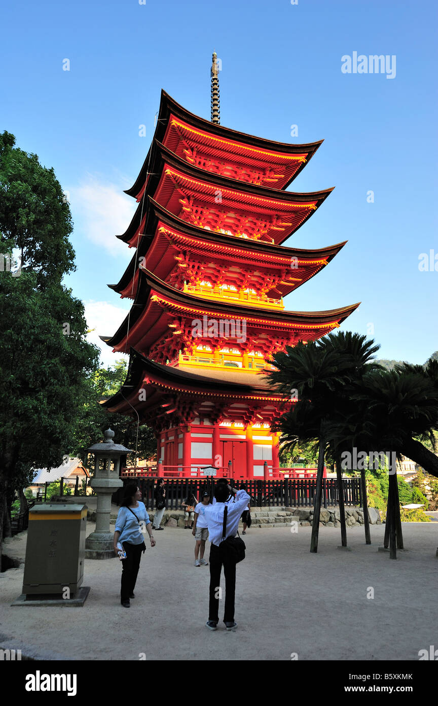 Hokoku Shrine, Miyajima cho, Hatsukaichi, Hiroshima Prefecture, Japan ...