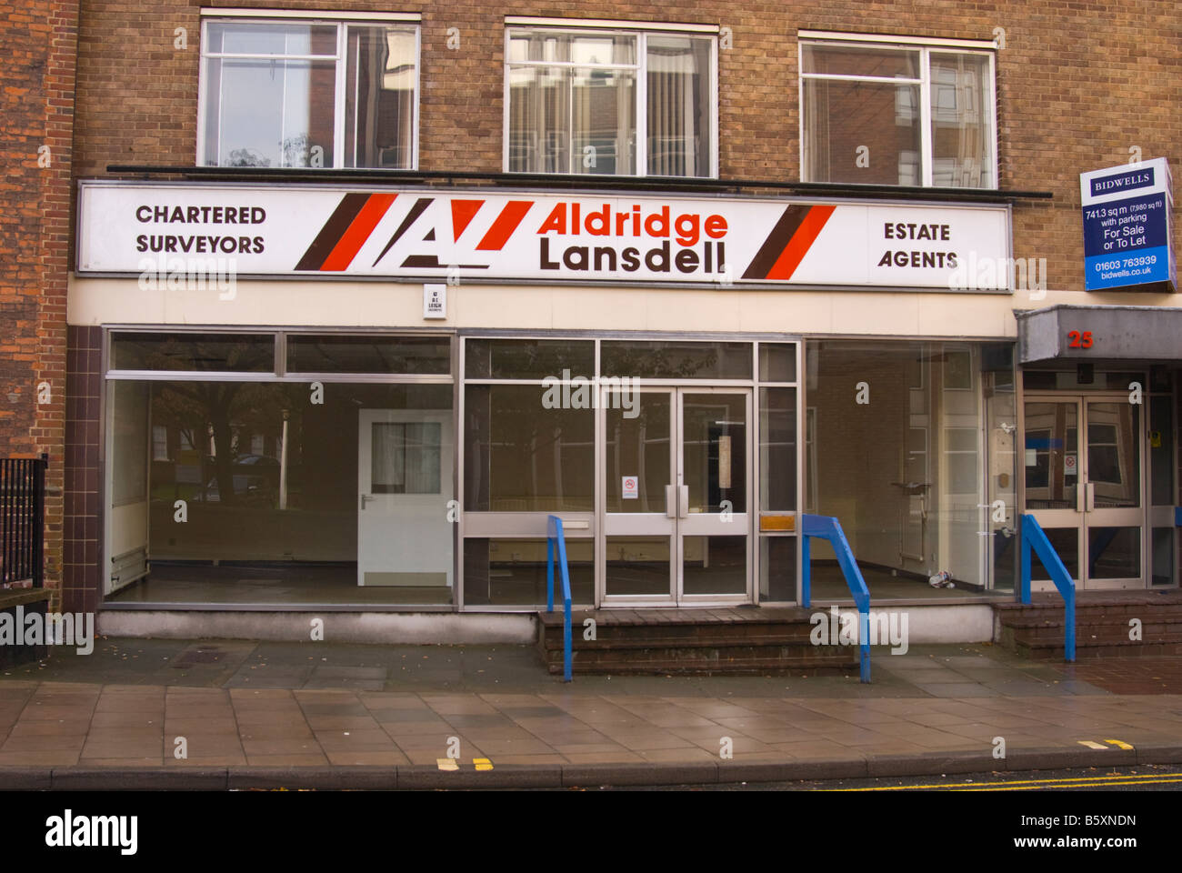 Empty building for sale or to let,business premises that used to be ...