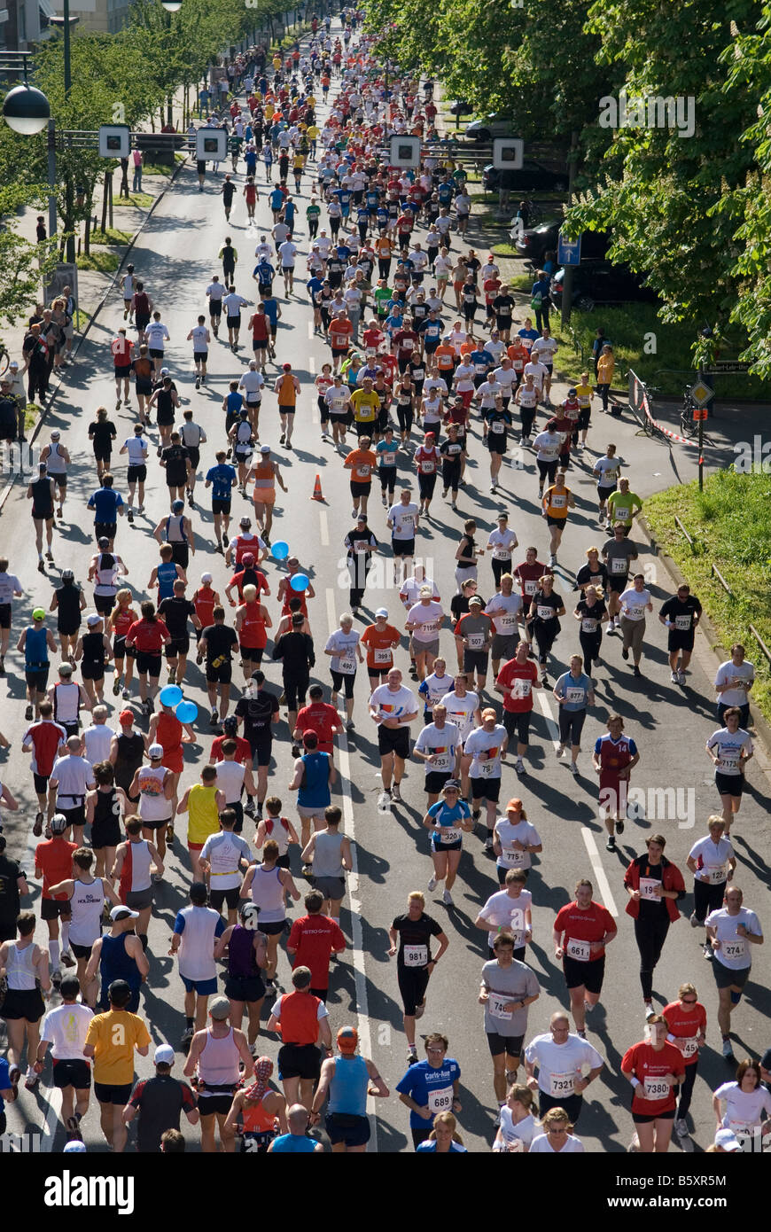 Marathon Runners, Aerial High Resolution Stock Photography and Images ...