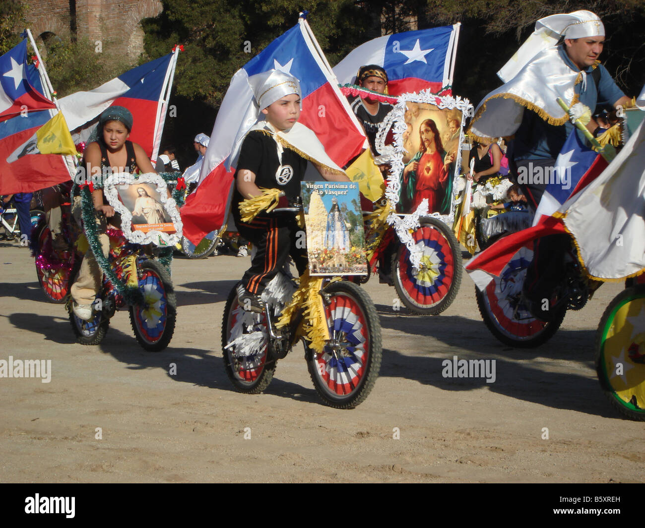 Chile celebrating hi-res stock photography and images - Alamy