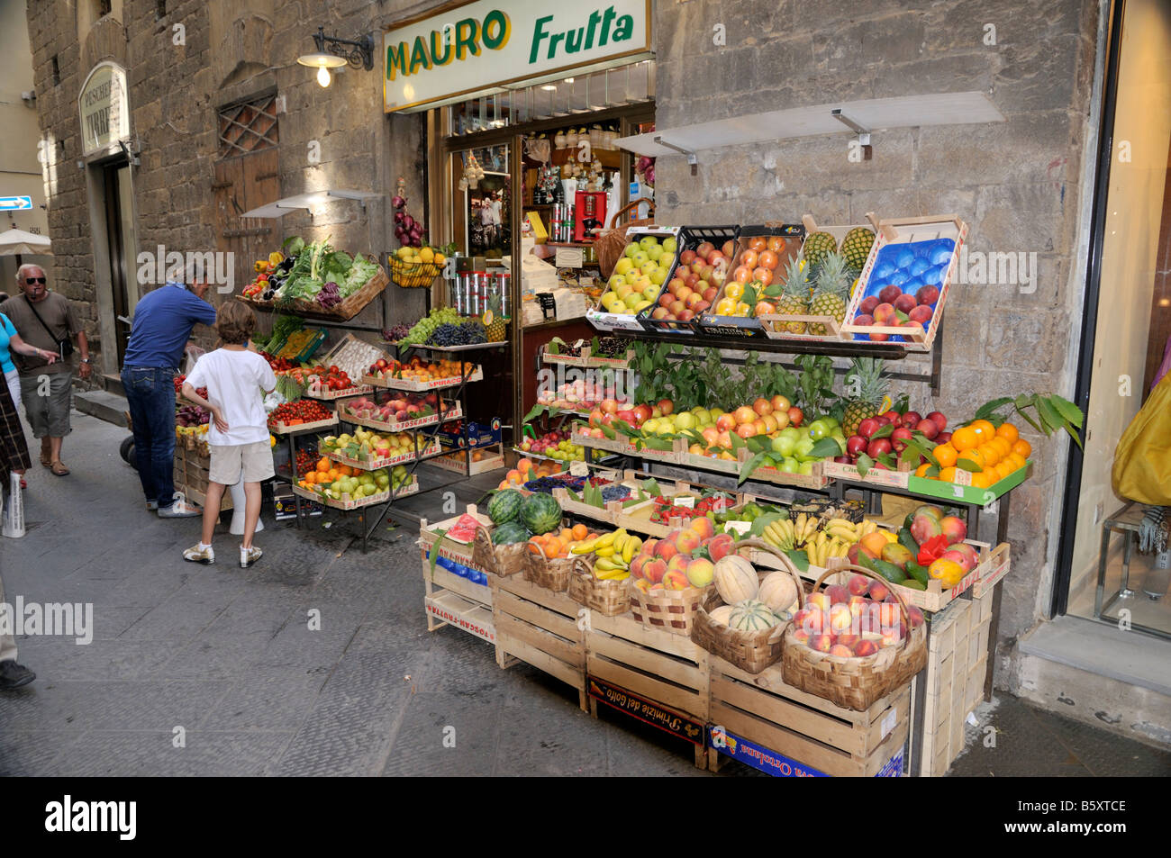 Fruit stall on side of road Stock Photo - Alamy
