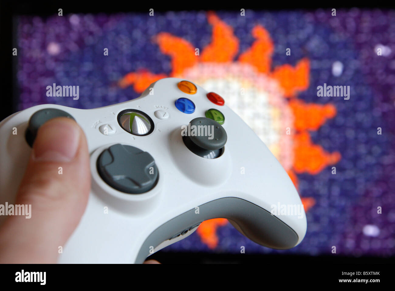 A Microsoft Xbox games console and hand controller Stock Photo - Alamy