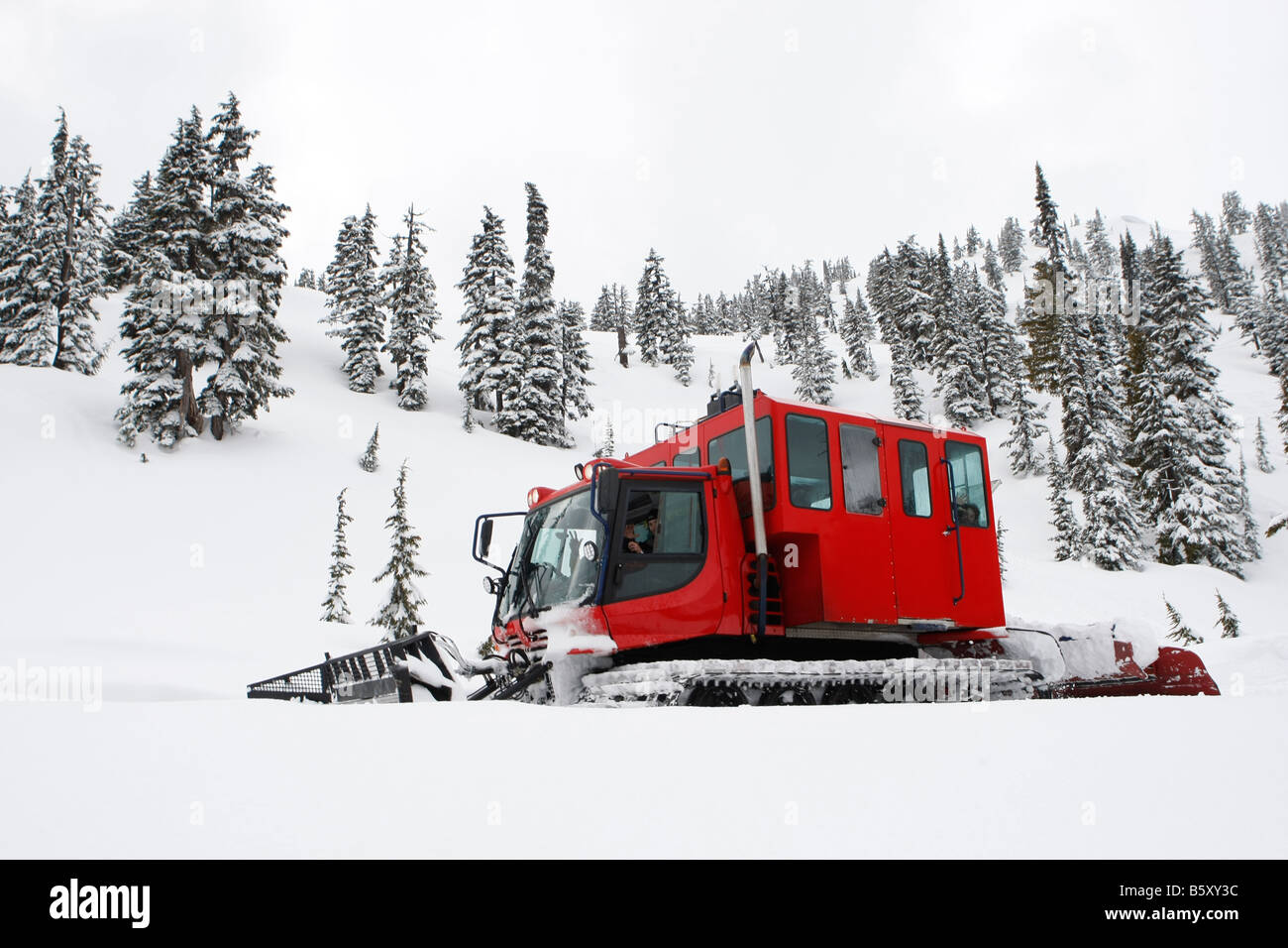 Tour snowcat hi-res stock photography and images - Alamy