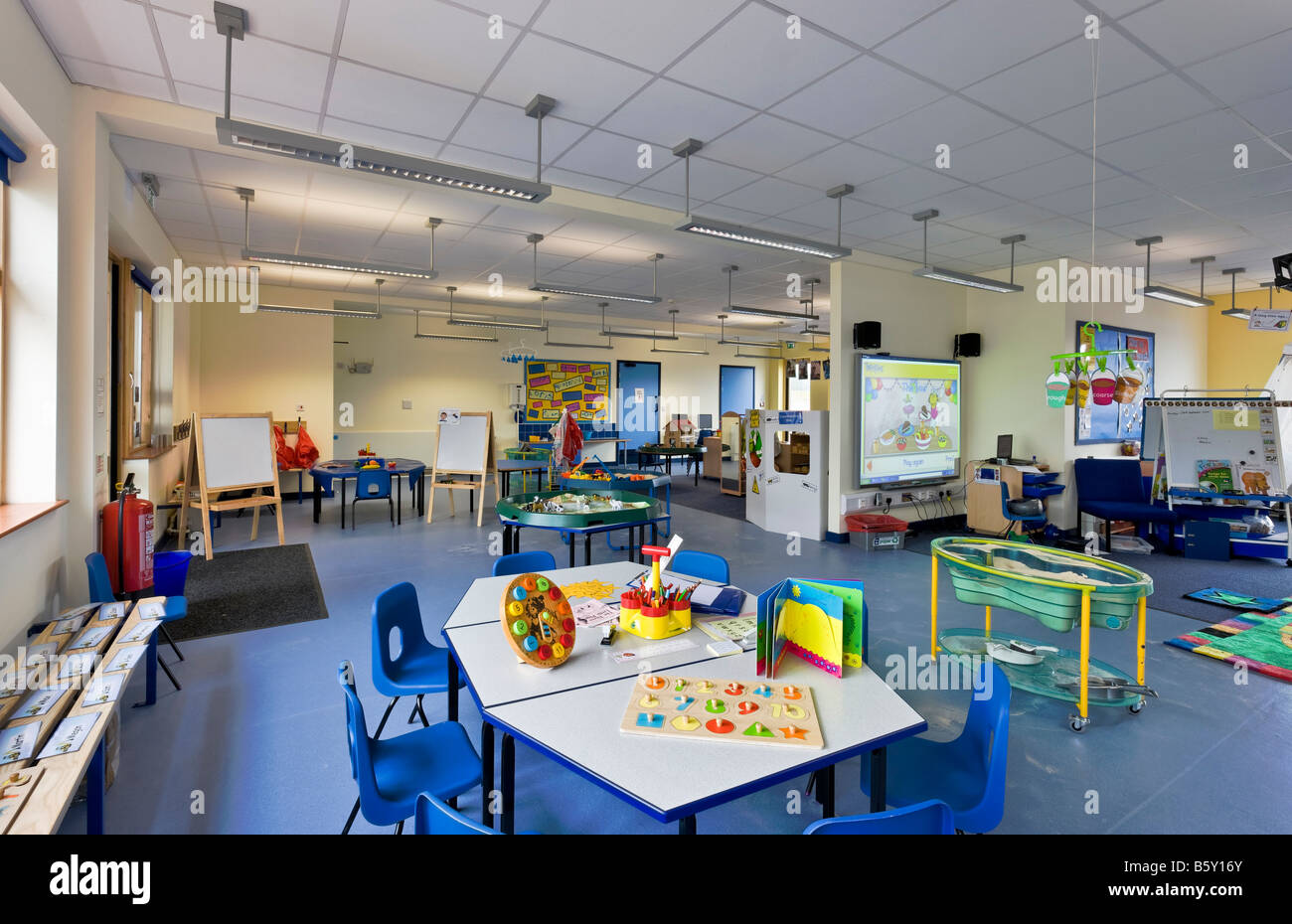 Priory rise primary school in hi-res stock photography and images - Alamy