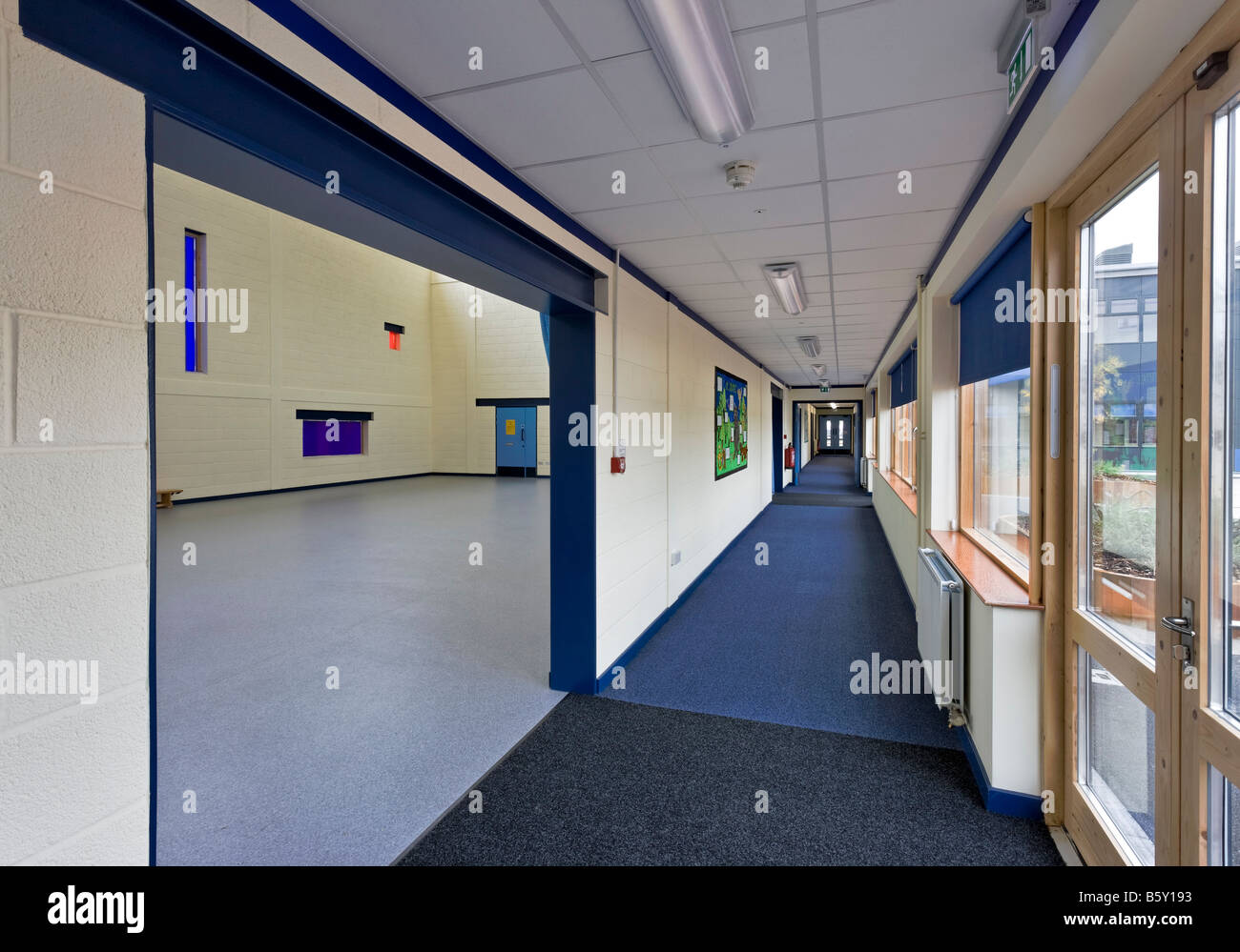 Priory Rise Primary School in Tattenhoe Park Milton Keynes Stock Photo ...